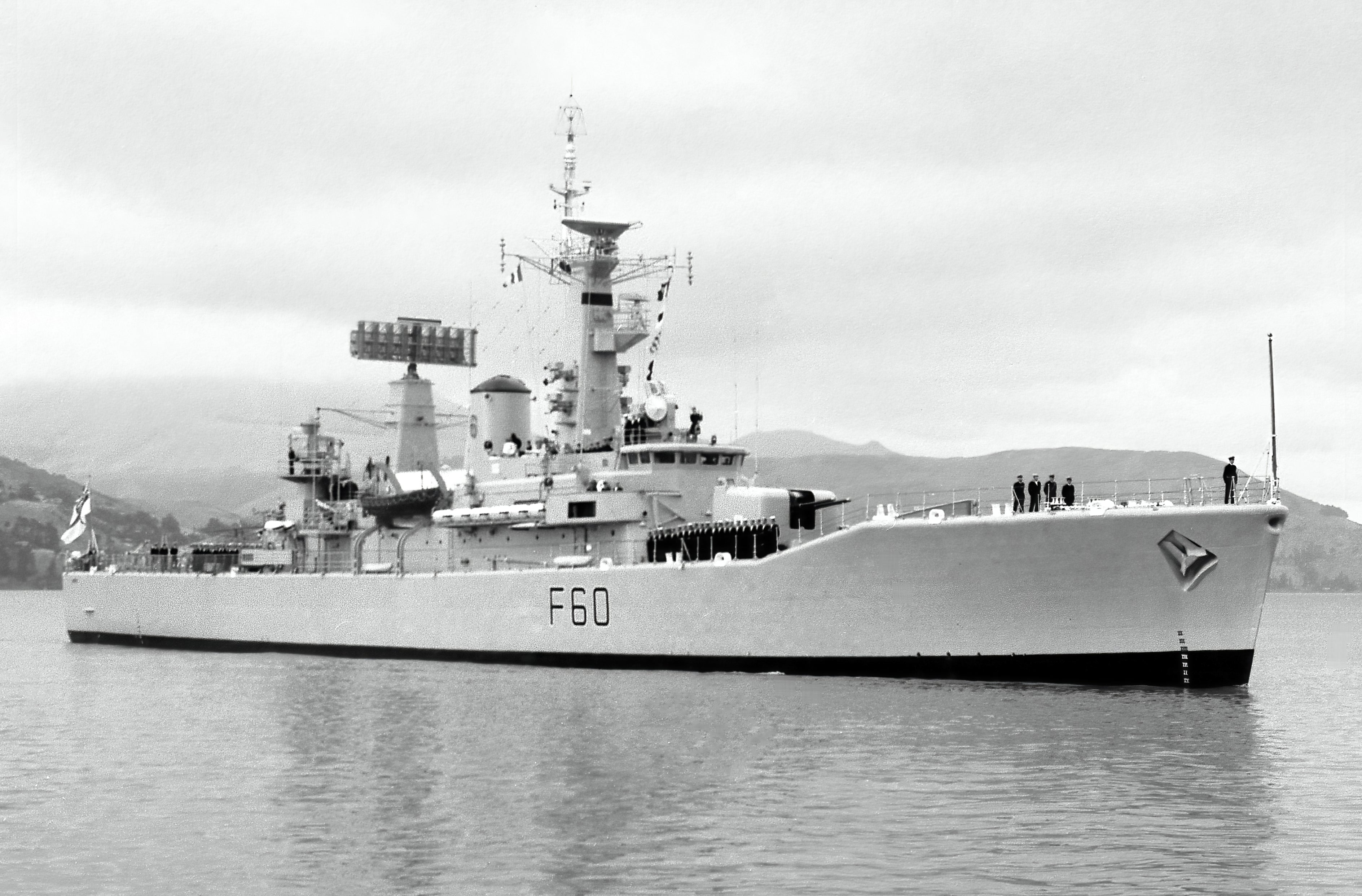 HMS Jupiter (F60) - Leaving Harbour - Royal Navy Leander Class Frigate ...