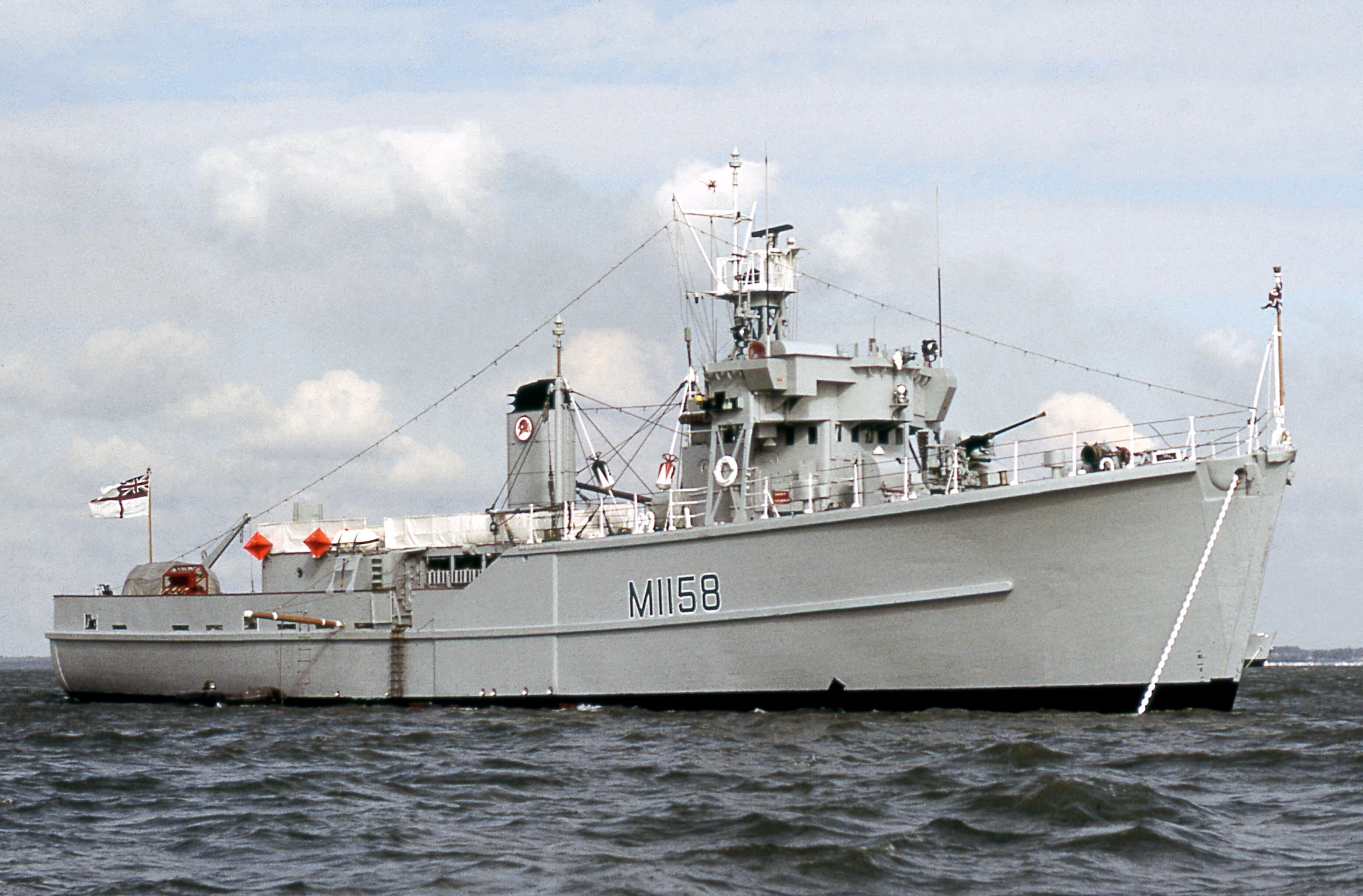 HMS Laleston (M1158) - At Anchor - Royal Navy Ton Class Minesweeper ...